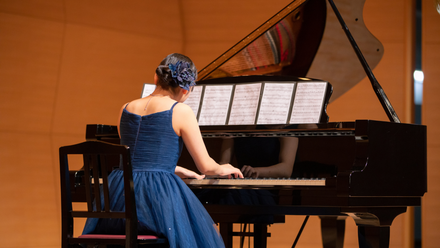 Cómo tocar el piano desde cero: guía completa | Superprof